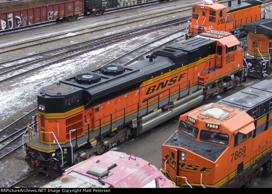 BNSF 8515